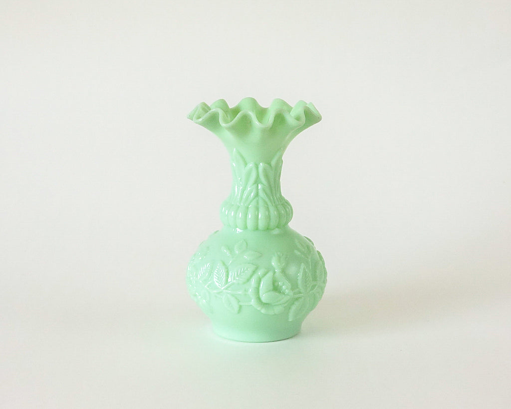 § Vintage Jadeite Vase – Oddhaus Vintage