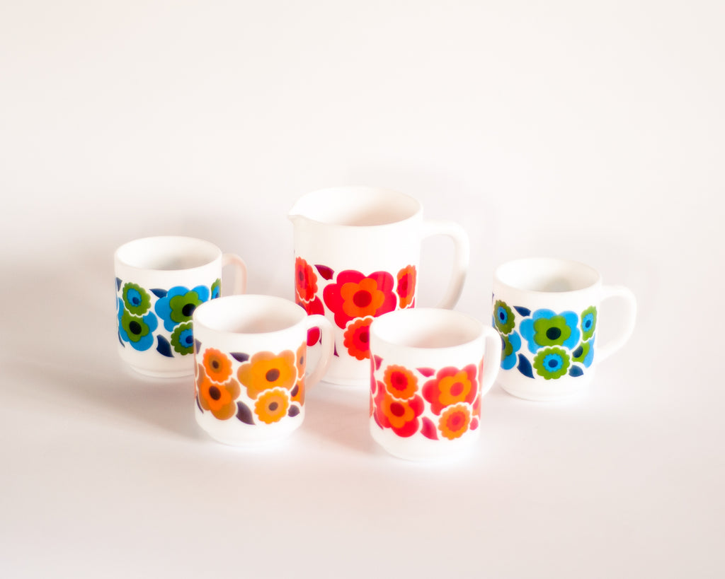 § Arcopal Lotus Flower Power Mugs – Oddhaus Vintage